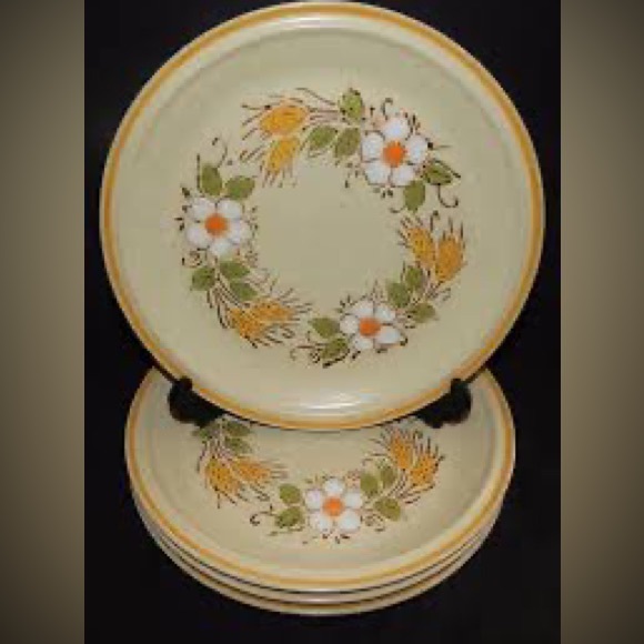 Hearthside | Dining | 4 Prairie Flowers Hearthside Garden Festival ...